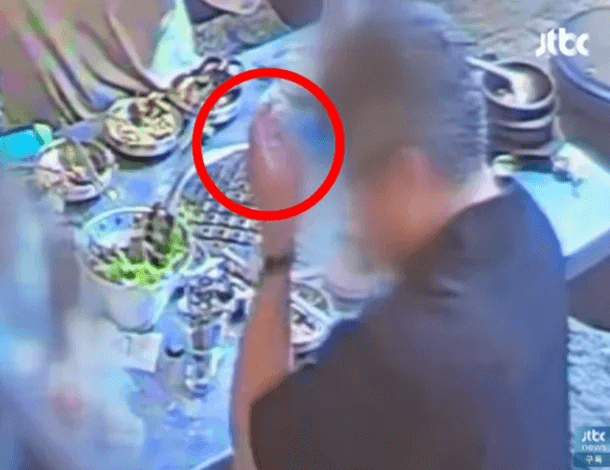 Chinese Tourists Spark Outrage With Smoking and Public Defecation ...